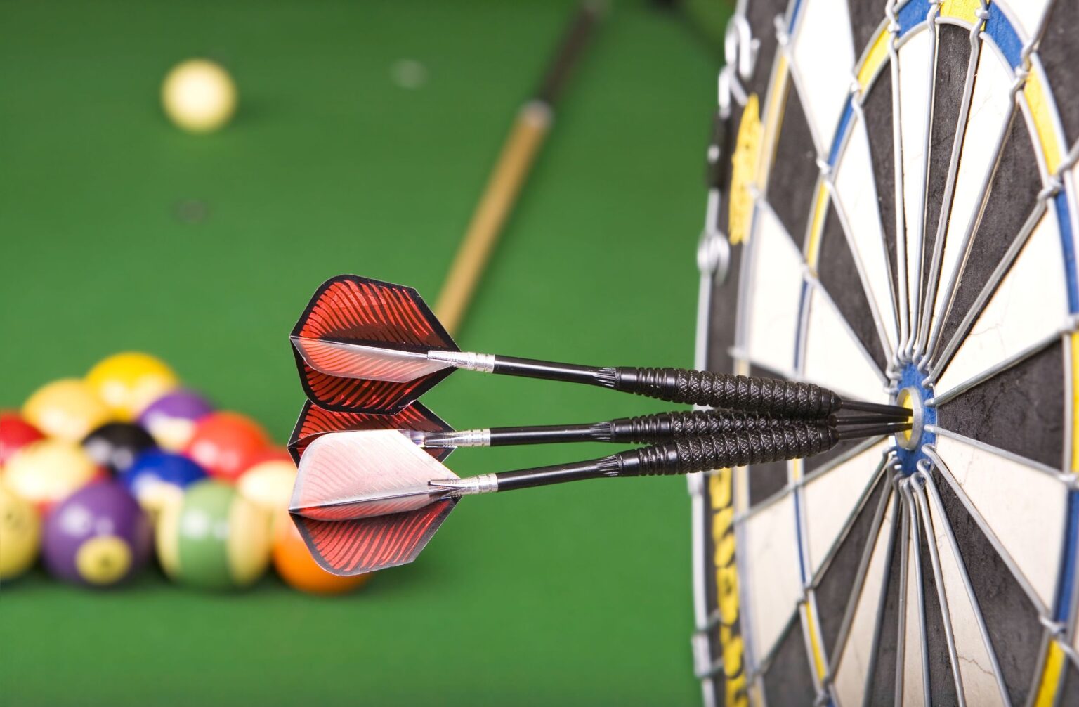 Dart League - Aactive Coin - Pink Ladies Dart League